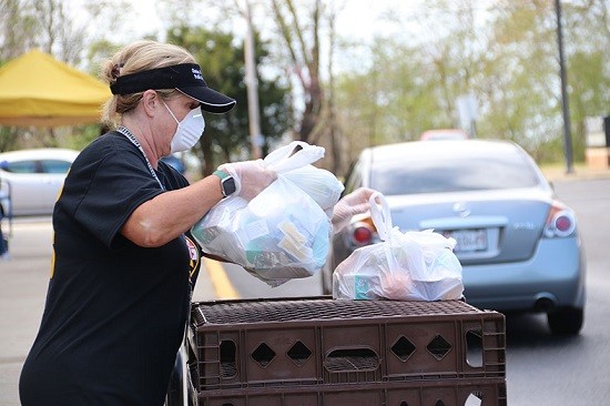 Meal distribution numbers climb, food and nutrition service workers ...