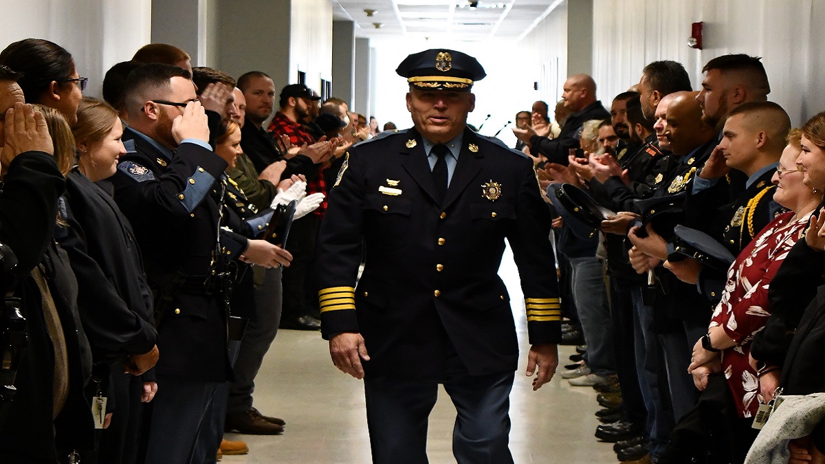 Sheriff Cameron Bids Agency Staff and St. Mary's Farewell at Final ...