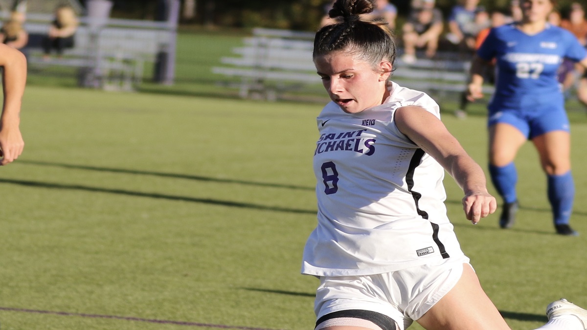 Claire Williams Shines in NEWISA All-New England Honors for Saint ...