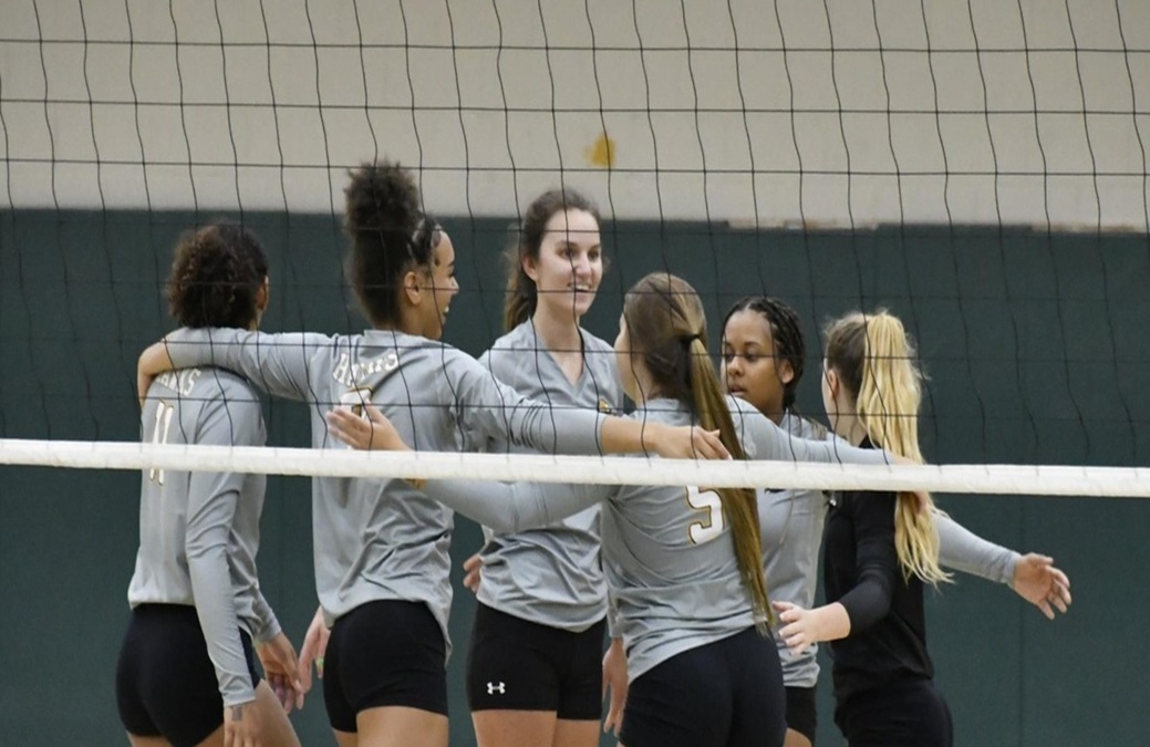 CSM Hawks Women's Volleyball Continues Dominance with Sweep of ACM ...