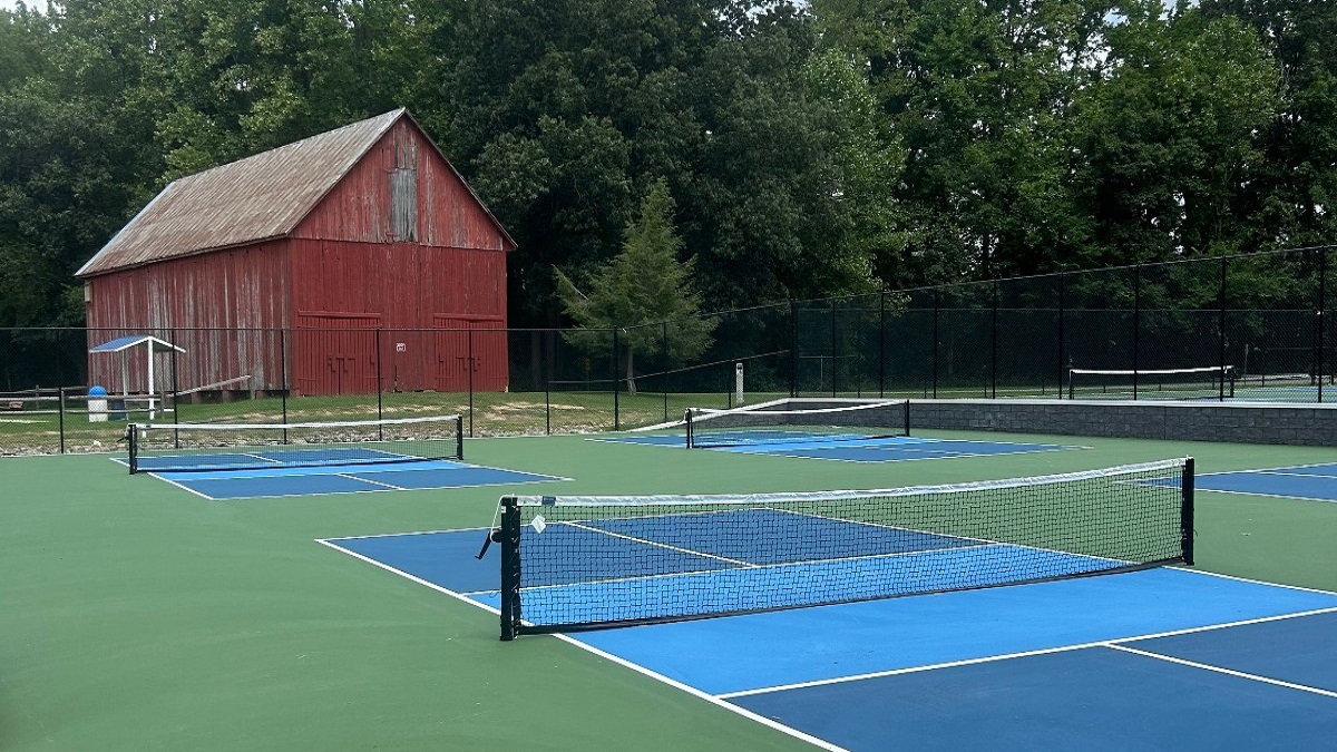 New Pickleball Courts Open at Hallowing Point Park - The Southern ...