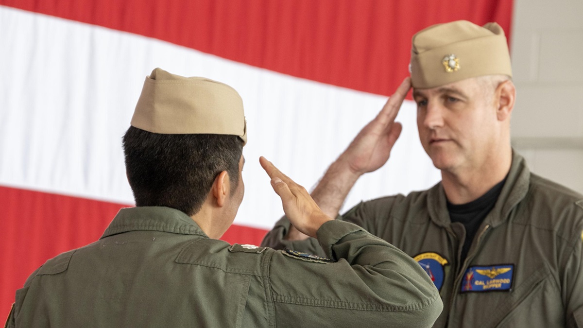 Cmdr. Jessica Barrientos Assumes Command of VX-20 at NAS Patuxent River ...